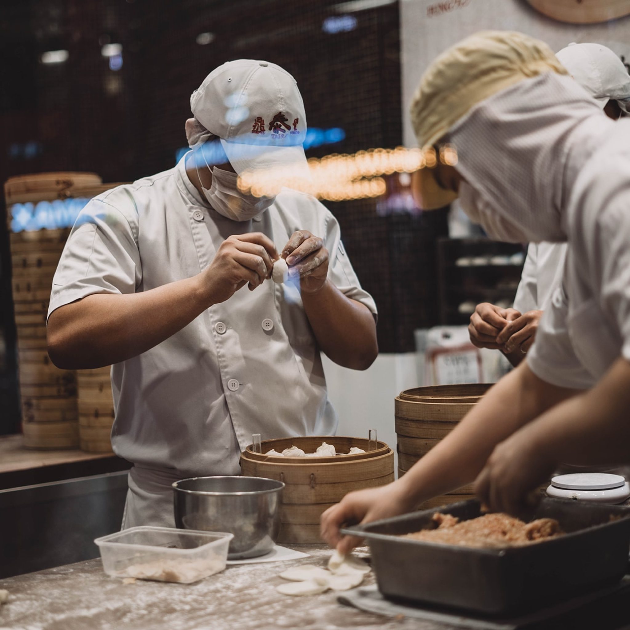 Smart Uniforms: A Smart Business Idea | Alsco Uniforms Thailand